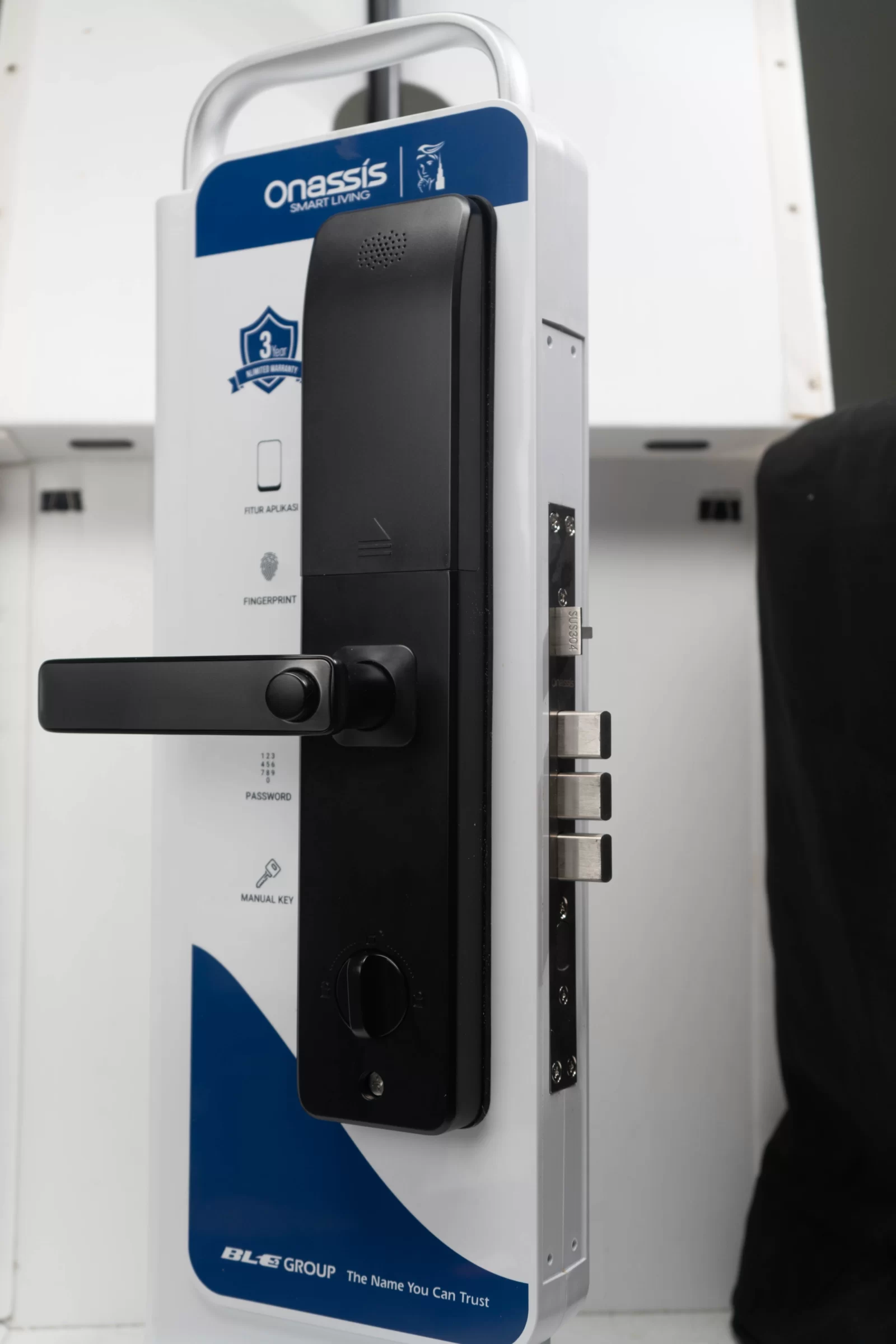 Begini Cara Kerja Access Door Lock yang Perlu Anda Pahami